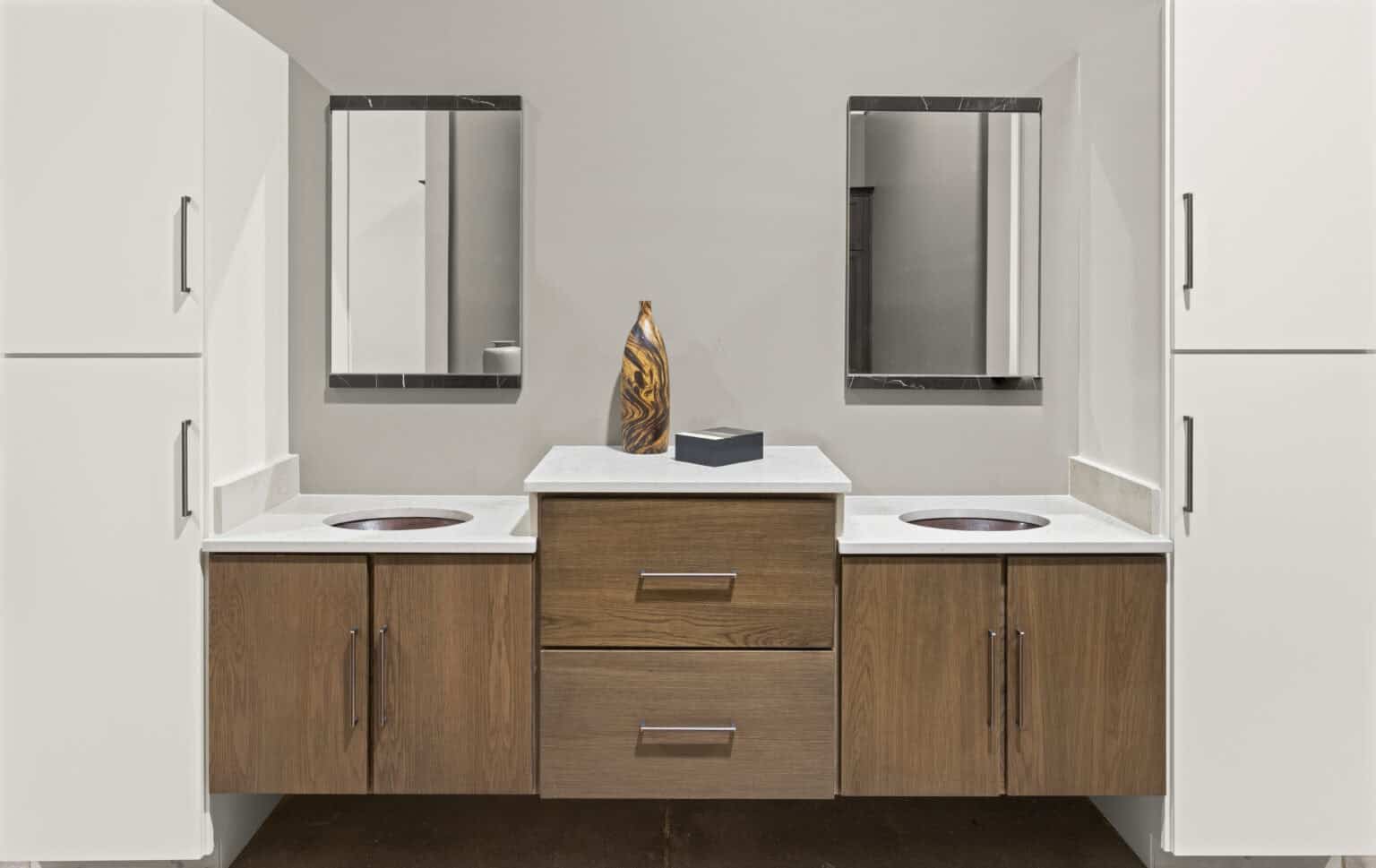 Quartz - Tate Ornamental